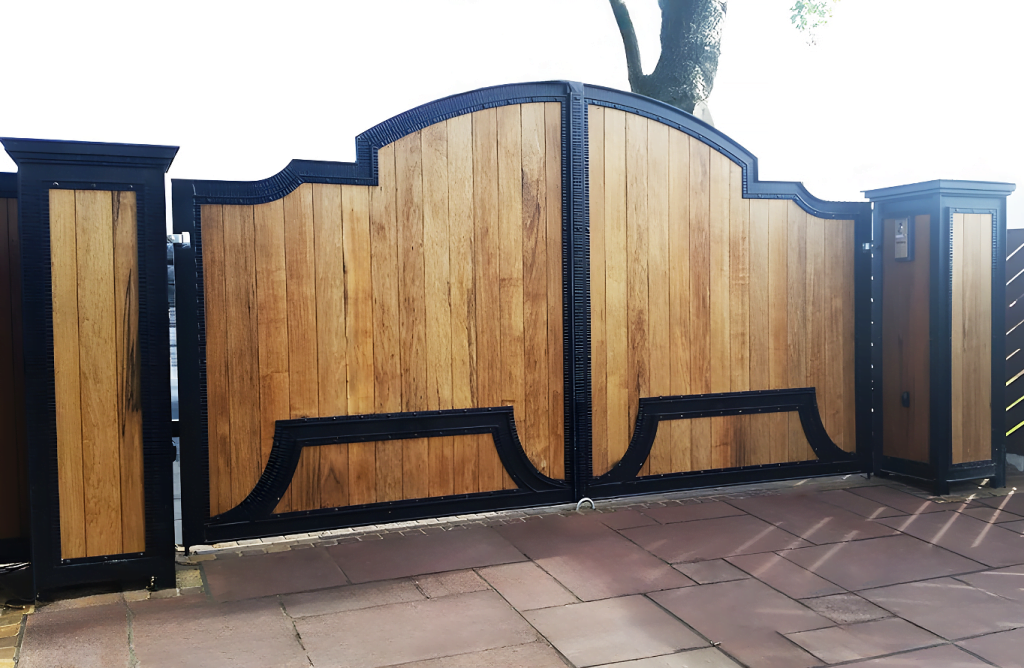 Apollo | North Valley Forge - Wrought Iron Gate & Railings