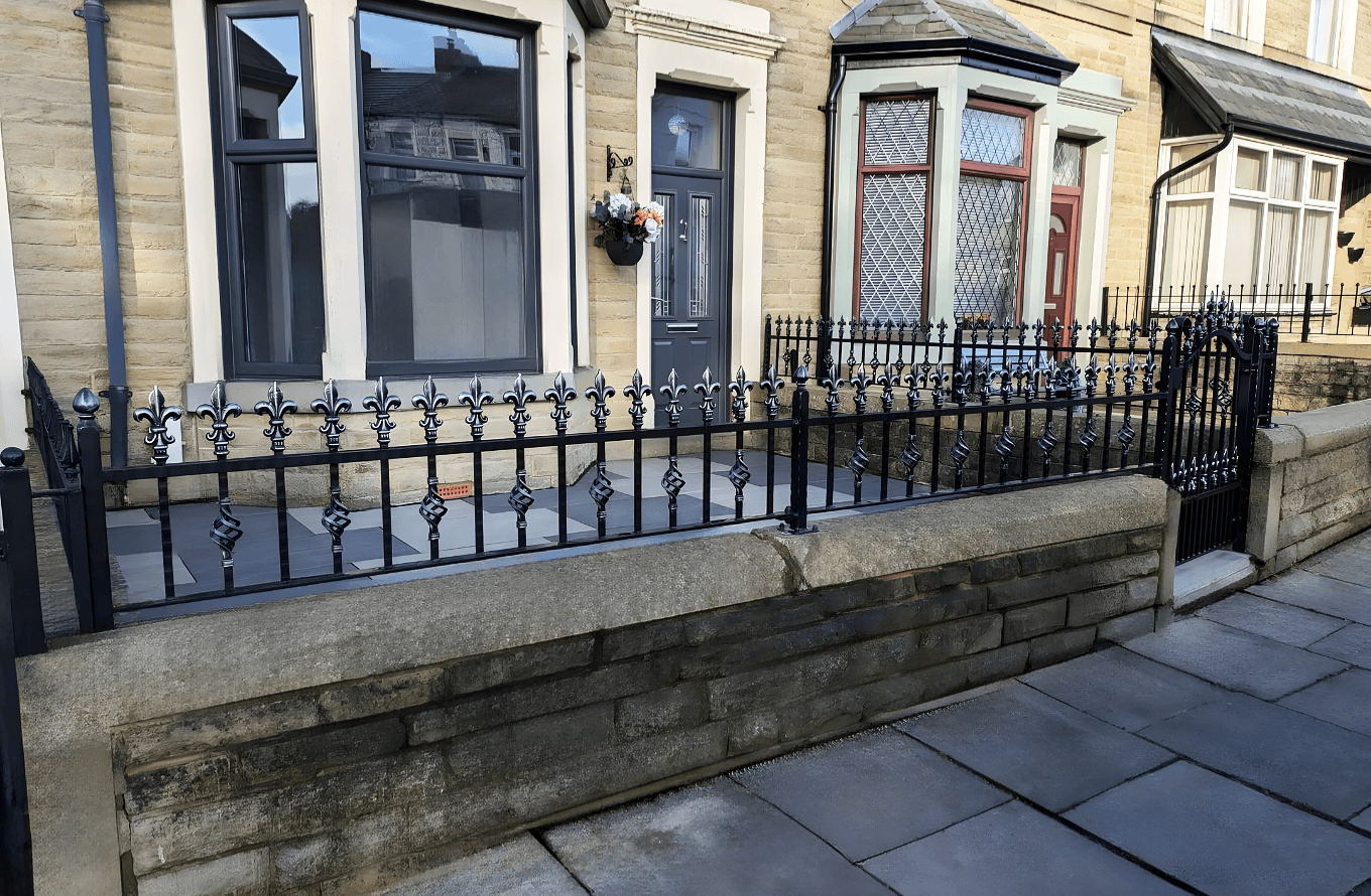 Wall Top & Garden Railings | North Valley Forge