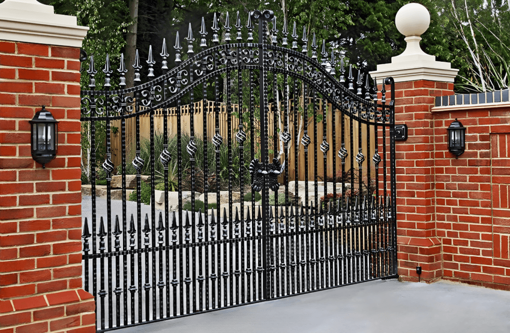 Electric Traditional Gates | Estate Gates | North Valley Forge
