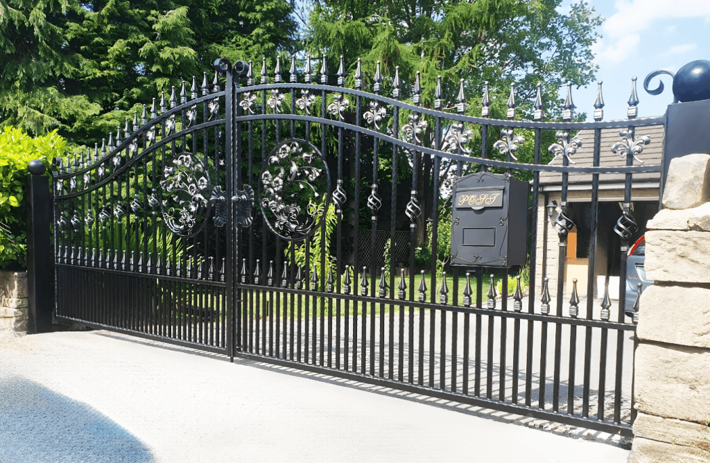 Electric Victorian Gates | Estate Gates | North Valley Forge